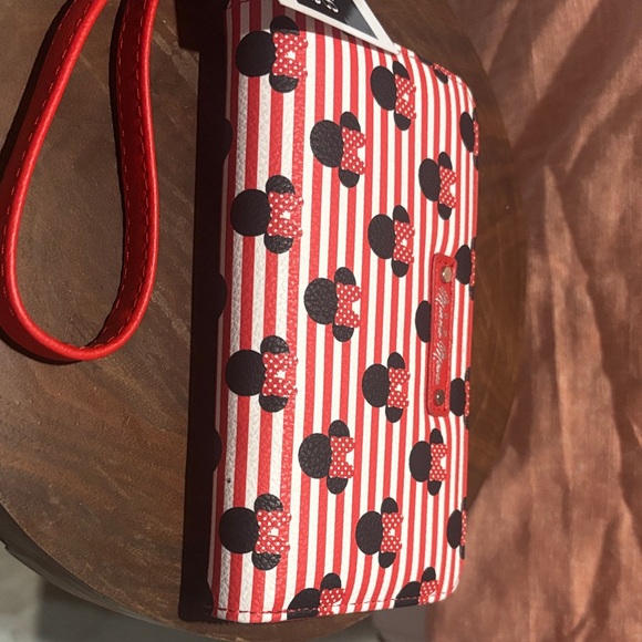 Disney | Bags | Disney Red And Black Minnie Mouse Striped Wristlet ...